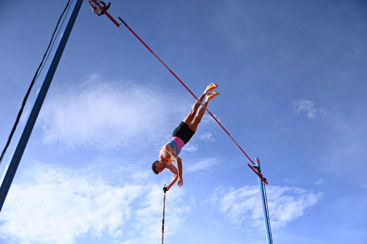 Kurtis Marschall ends 40-meet winning streak of pole vaulting giant ...