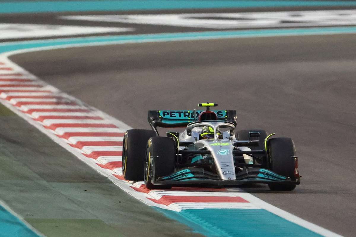 Lewis Hamilton happy to see the back of 'unwanted' Mercedes | Flashscore.dk