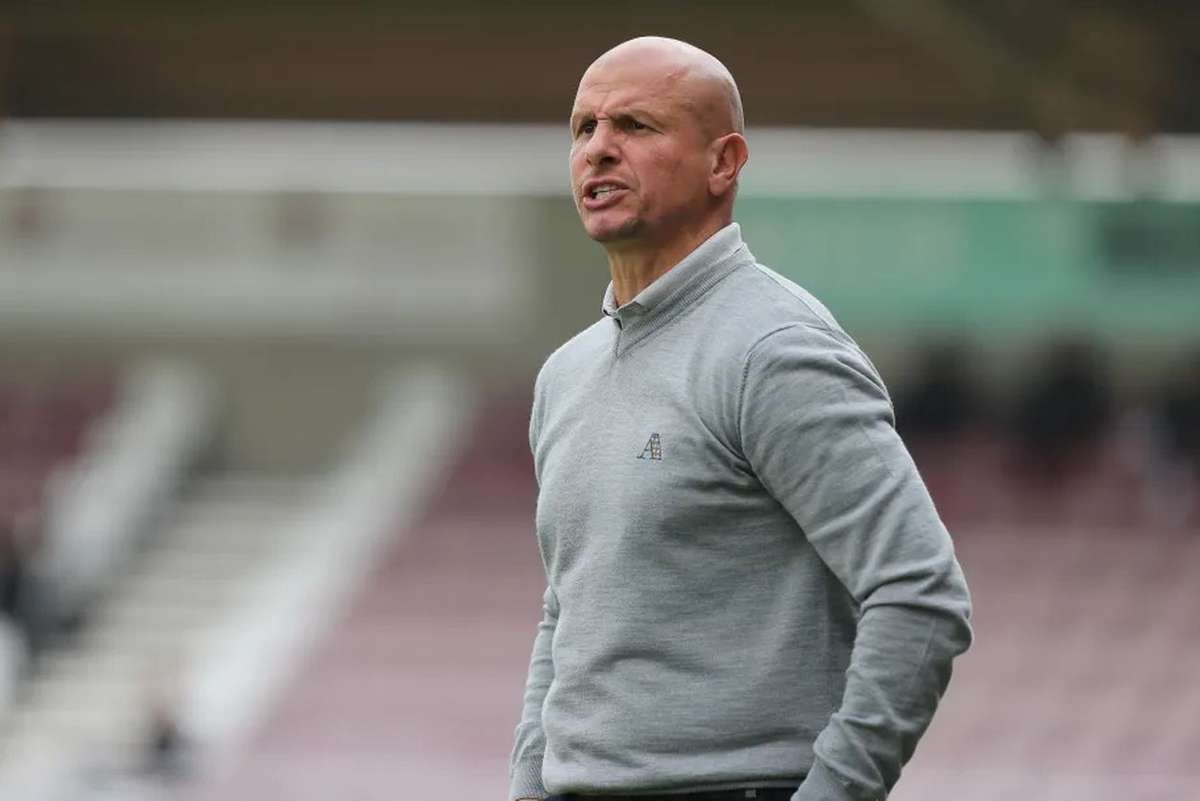 Neil Cox em exclusivo: "Esta é uma das épocas mais difíceis de sempre ...