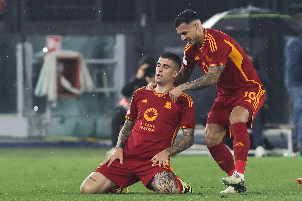 Roma score twice early to put Europa League quarter-final with Milan to ...