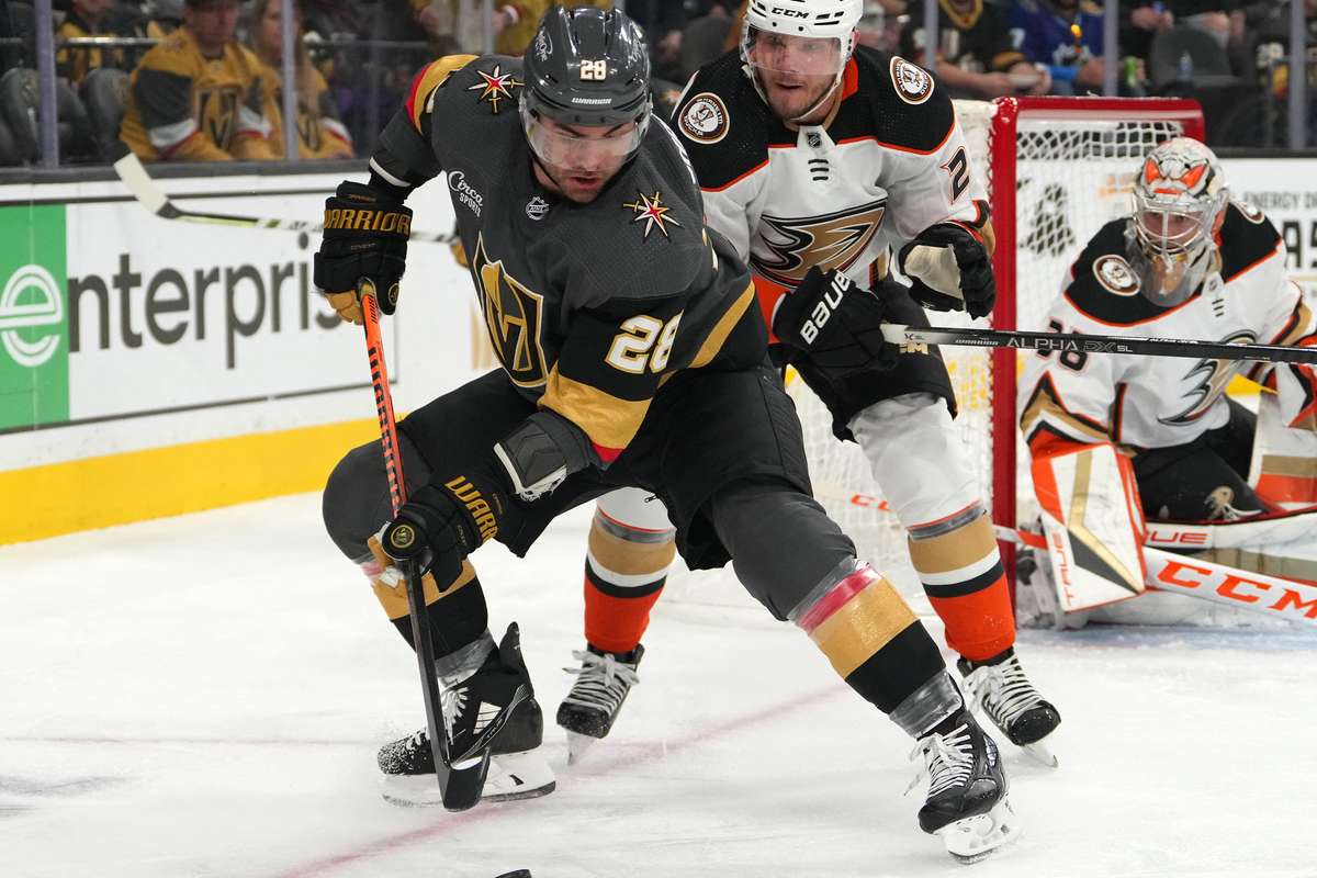 NHL roundup: Golden Knights score five in third to rout Ducks ...