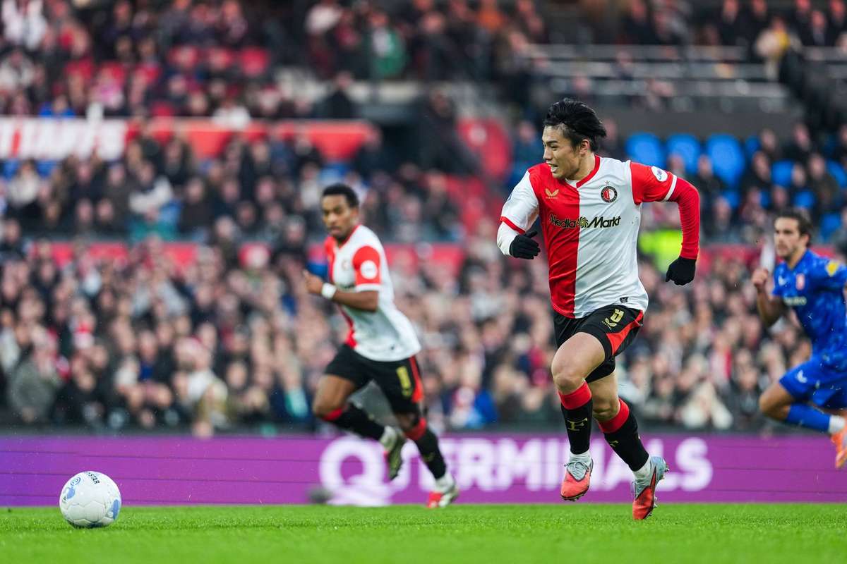 Liverpool spy bargain deal for Feyenoord striker Ueda - TribalFootball.com