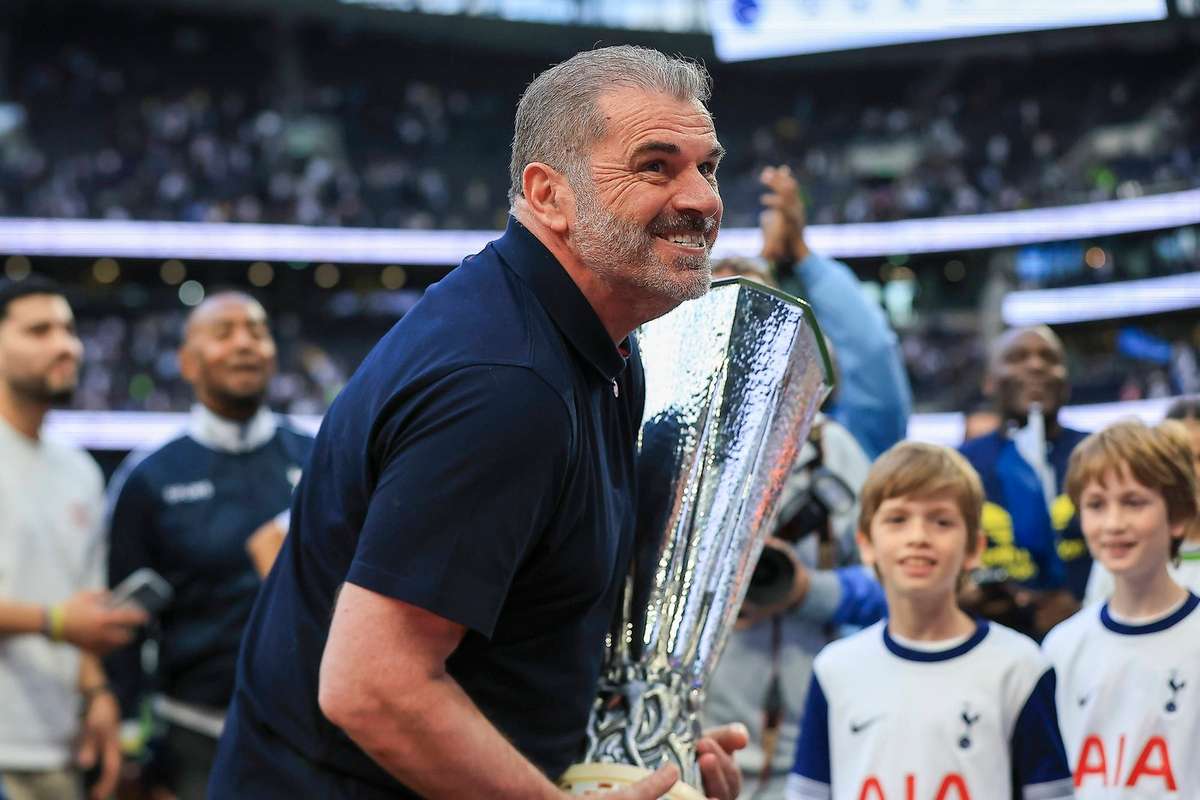 Oficial! Câștigătoarea Europa League și-a demis antrenorul | Flashscore.ro