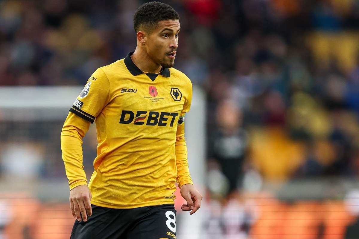 Man United Eye Shock Move For Wolves Midfielder Joao Gomes ...