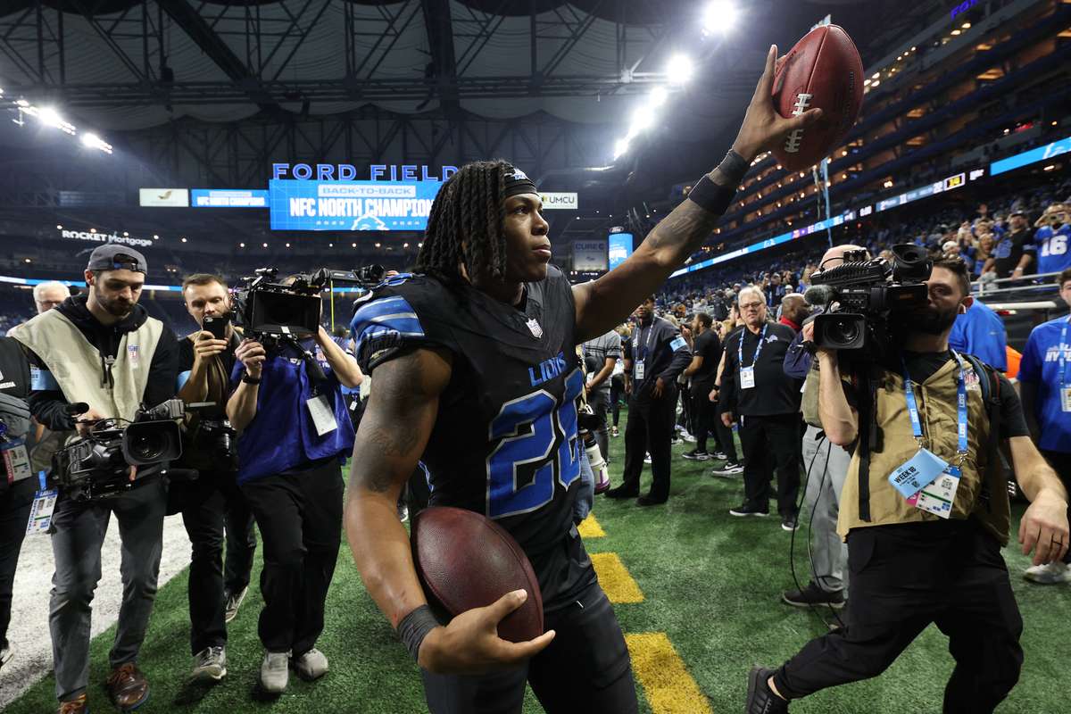 NFL round-up: Lions clinch number one seed, Gibbs puts up four ...