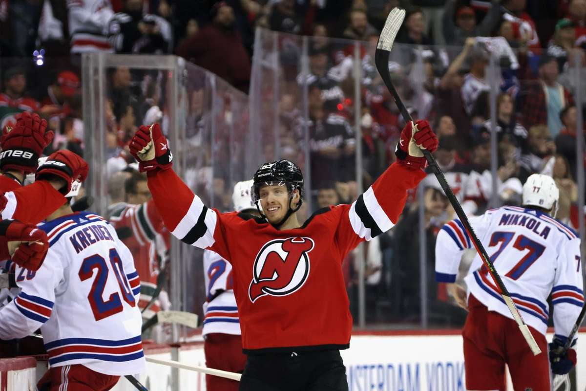 New Jersey Devils rozbili New York Rangers i awansowali do następnej ...