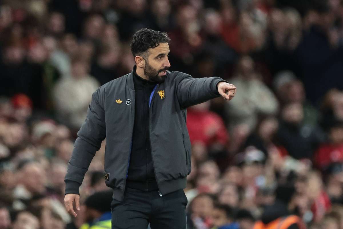 Man Utd's academy director says Amorim should not pick "token gesture ...