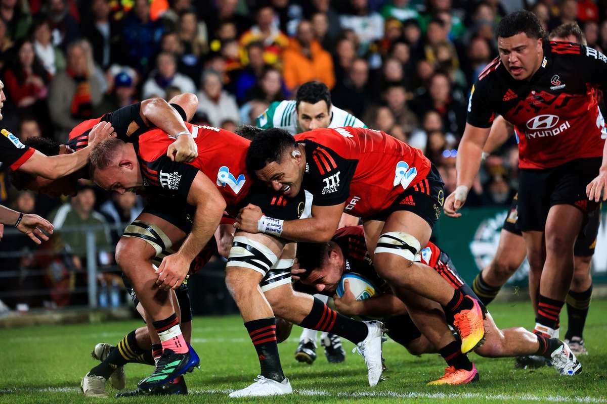 Crusaders win Super Rugby Pacific final for seventh straight title ...