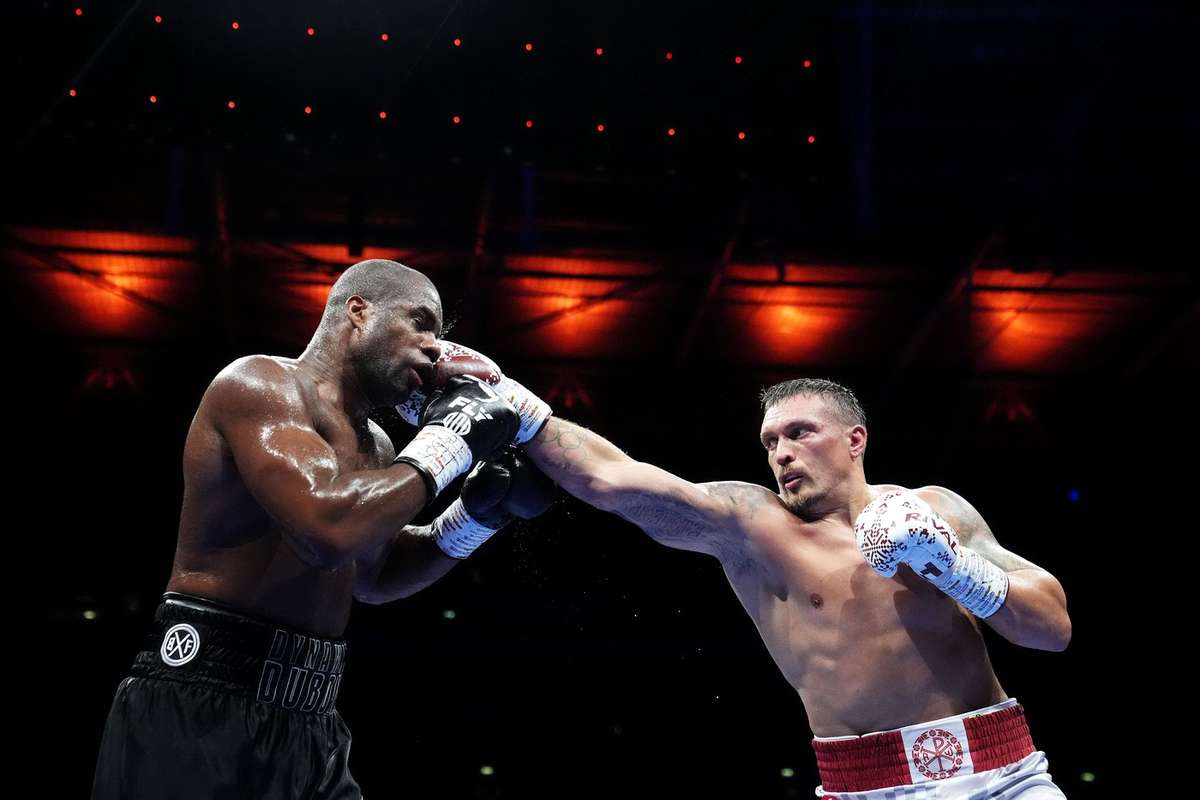Boxe: Usyk vence Dubois em Londres e torna-se campeão unificado de ...