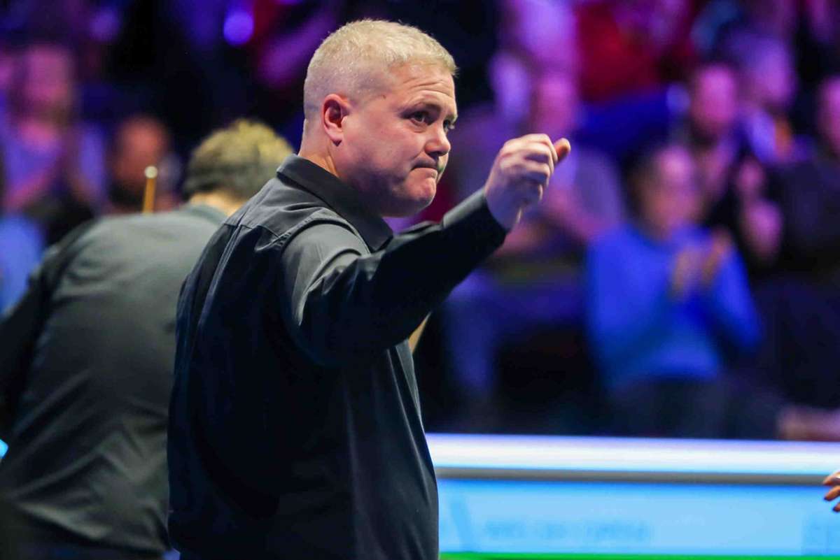 Milkins holds nerve to defeat Murphy and take Welsh Open crown ...