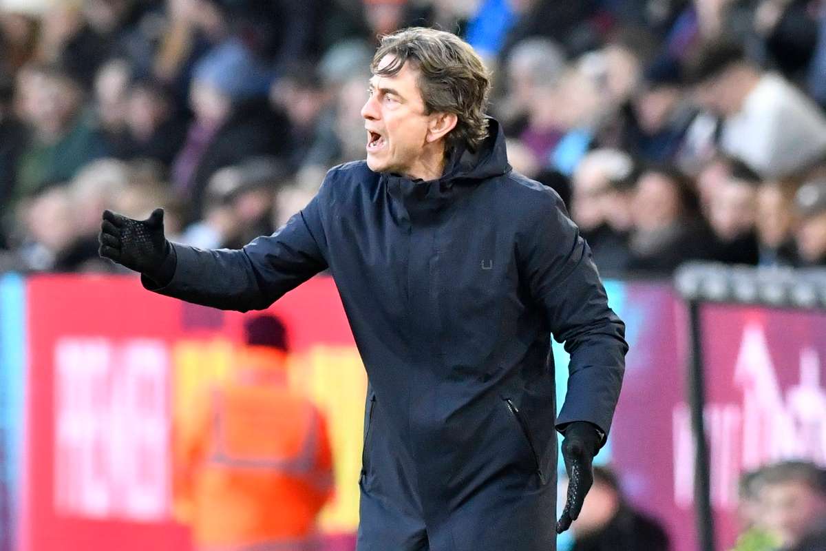 Frank urges booing Spurs fans to recognise players' efforts ...