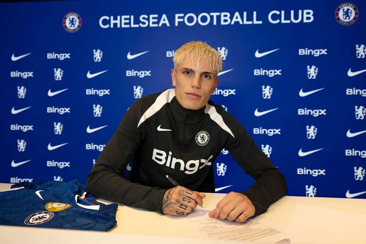 Alejandro Garnacho quitte Manchester United signe à Chelsea jusqu'en ...