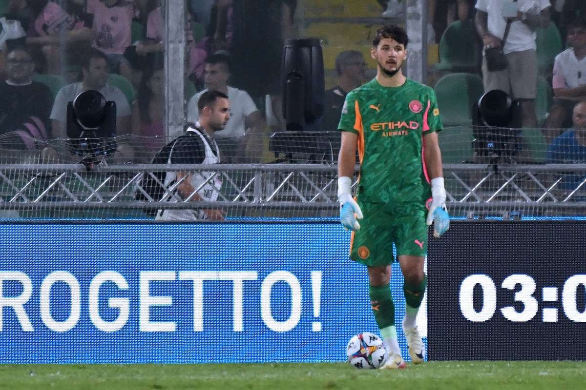 Man City No1 Goalkeeper Plans Revealed as James Trafford Return ...