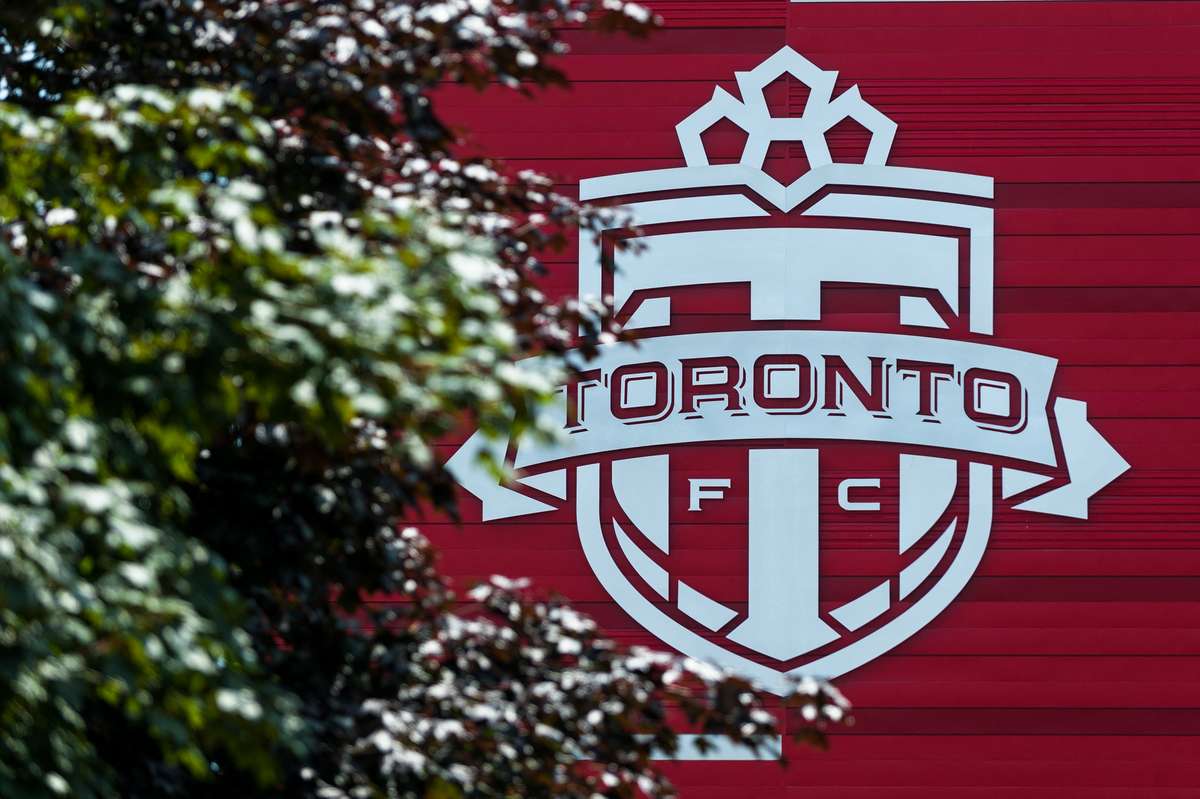 Toronto FC turn to Fraser as the club's next head coach, signs for ...