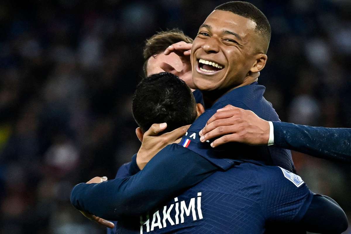 Real Madrid announce long-awaited signing of superstar forward Kylian ...
