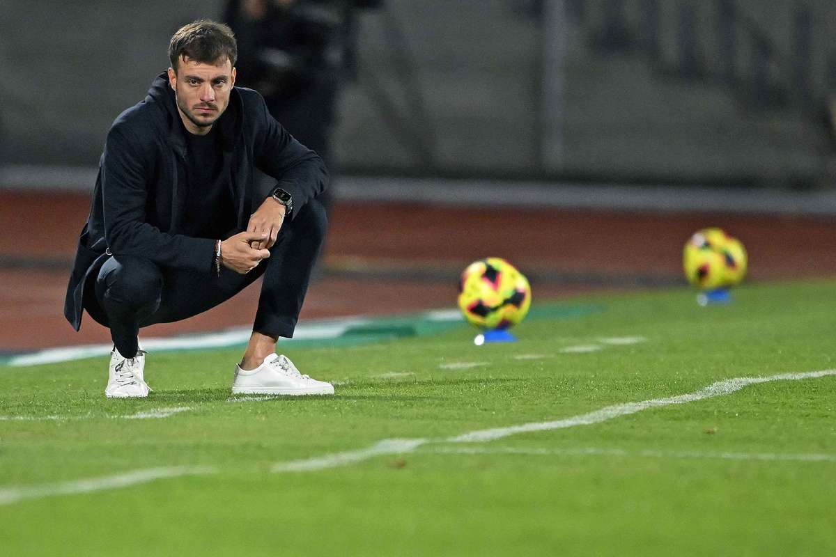 Martin Anselmi named FC Porto's new head coach following Vitor Bruno ...