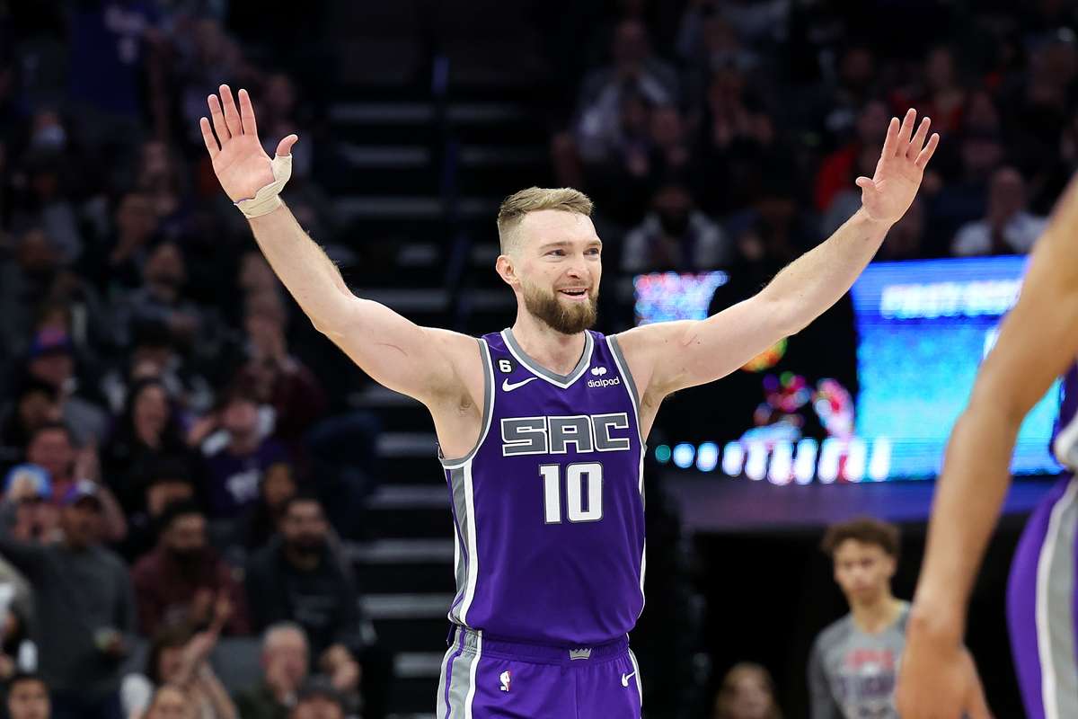 Triple-doble de Sabonis para ajusticiar a los Knicks; triunfos de Utah ...