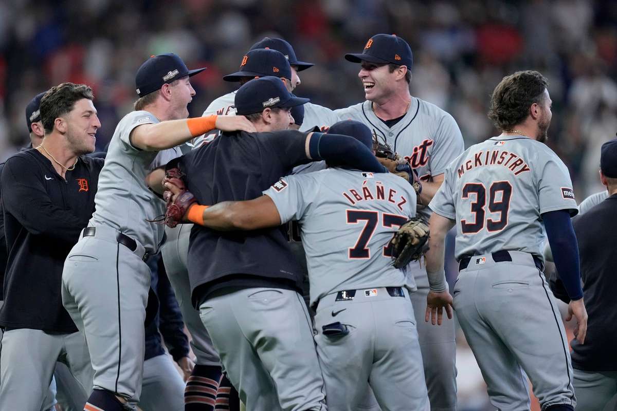 Tigers, Royals and Padres advance in MLB playoffs, Brewers stay alive | Flashscore.dk