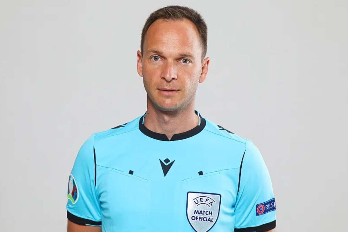 Ya hay árbitro para el Bulgaria-España: Srdjan Jovanovic | Flashscore ...