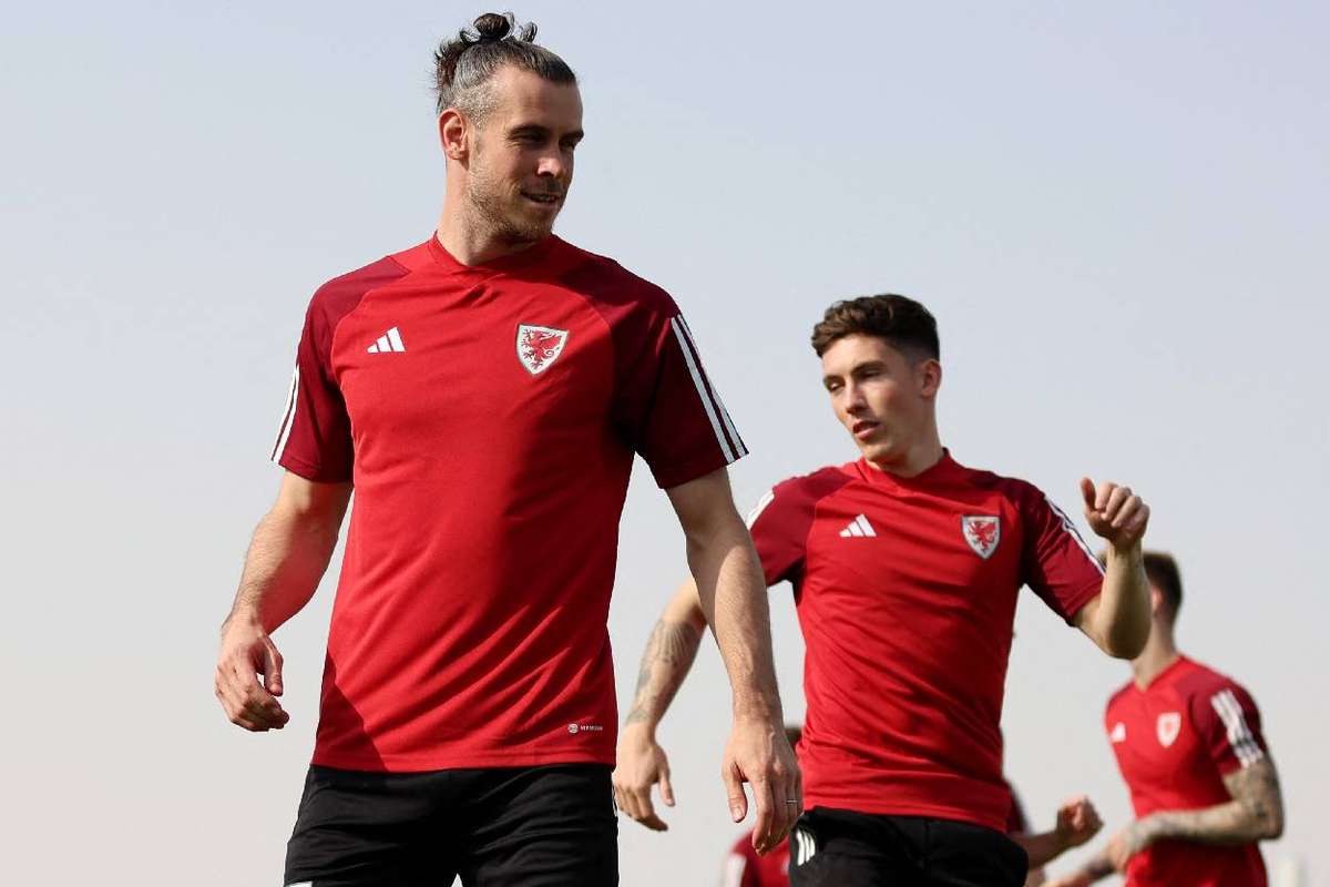 Gareth Bale ready for Wales World Cup opener, Joe Allen ruled out ...