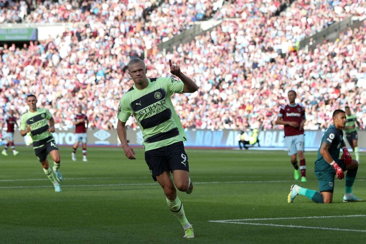 Premier League roundup: United lose in Ten Hag's debut, Haaland stars ...