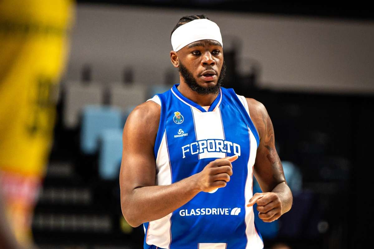 Liga dos Campeões de basquetebol: FC Porto vira no final e segue para a ...