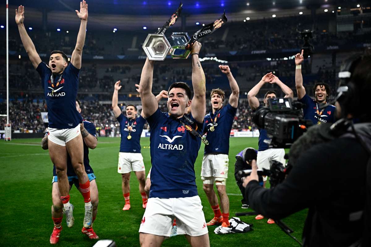 France thump Scotland to clinch Six Nations title after Ireland and ...