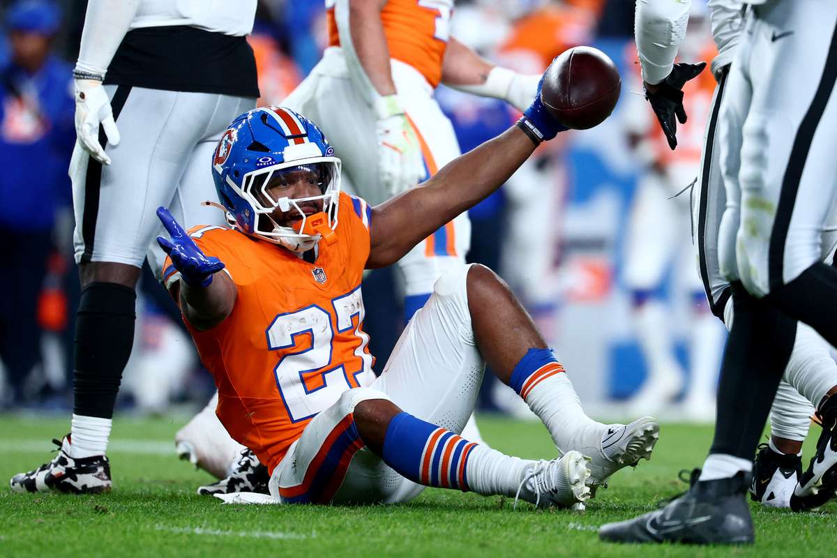 Broncos defeat Raiders in one of the worst games of the year for ...