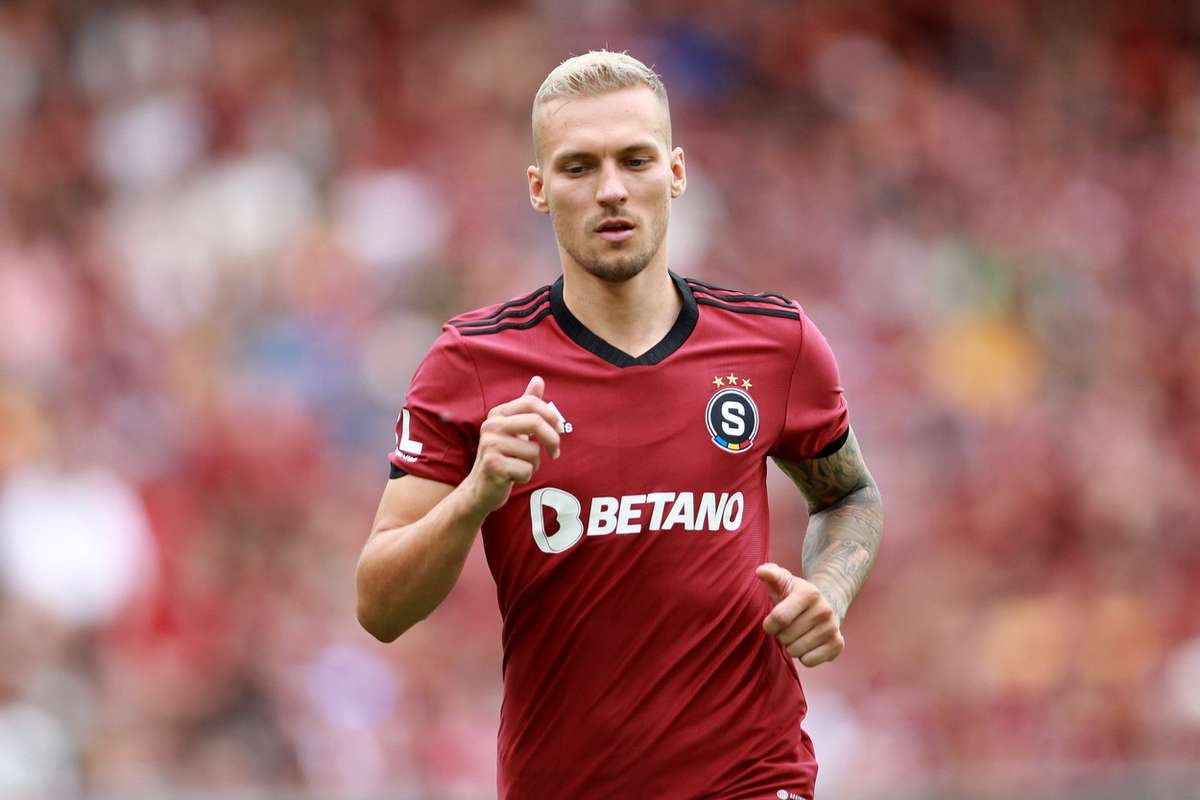 Haraslin był blisko hat tricka. Mecz LM ze Slovanem odczułby w swoim ...