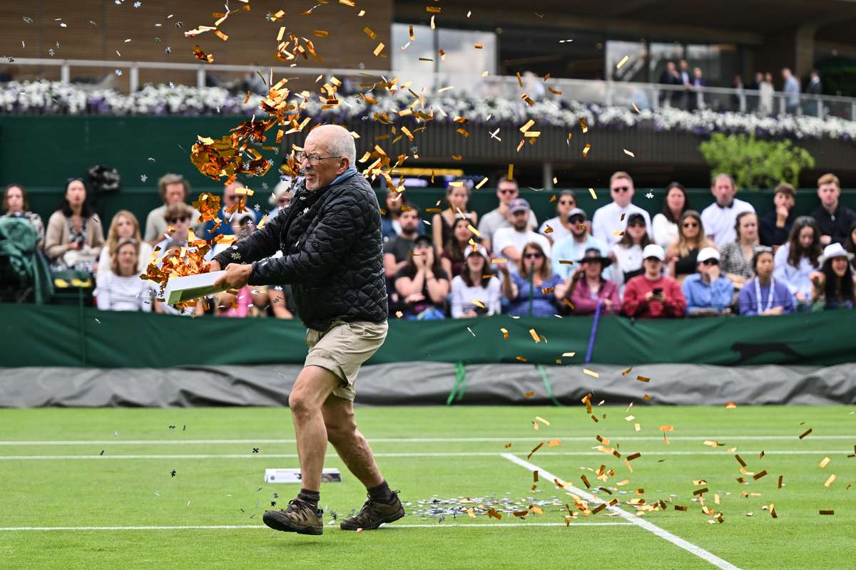 Wimbledon: manifestanti di Just Stop Oil hanno interrotto il match tra ...