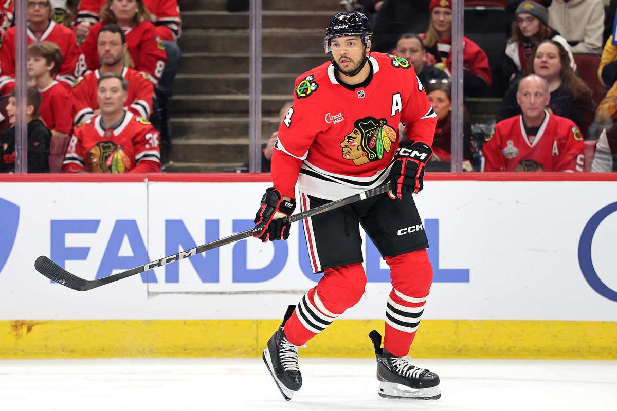 Florida Panthers acquire defenceman Seth Jones from Chicago Blackhawks ...