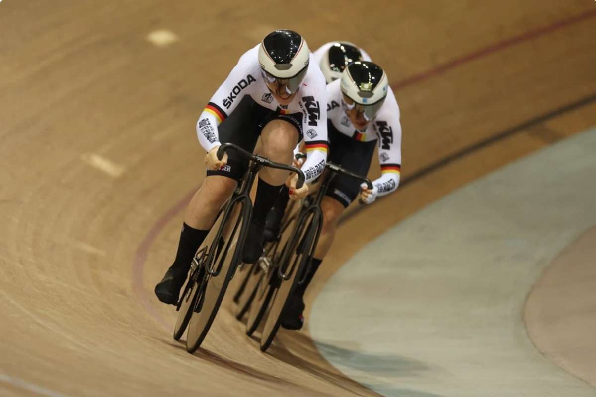 Dominant Germany retain women's sprint title in world record time ...