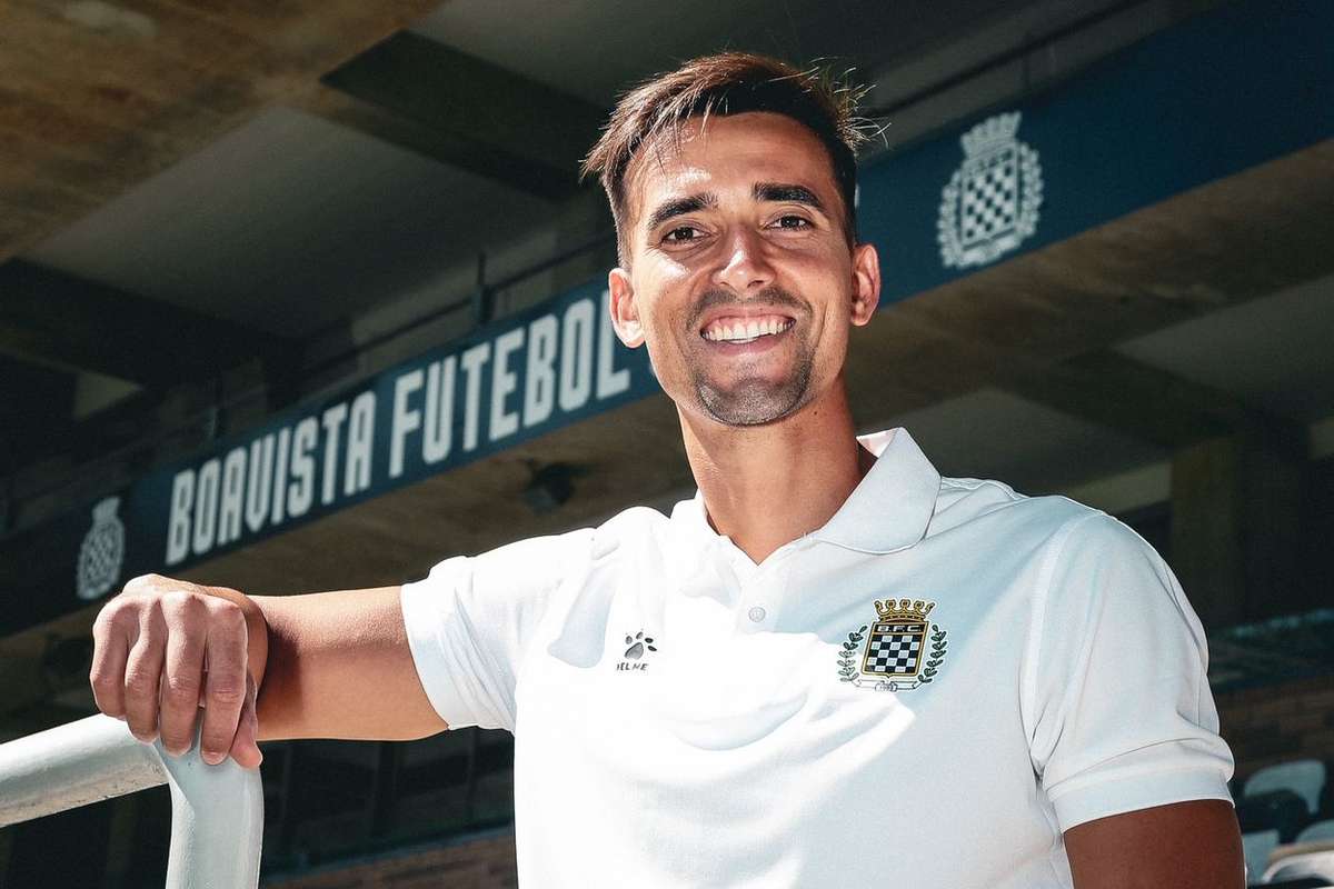 Oficial: César regressa ao Boavista para resolver crise de guarda-redes ...