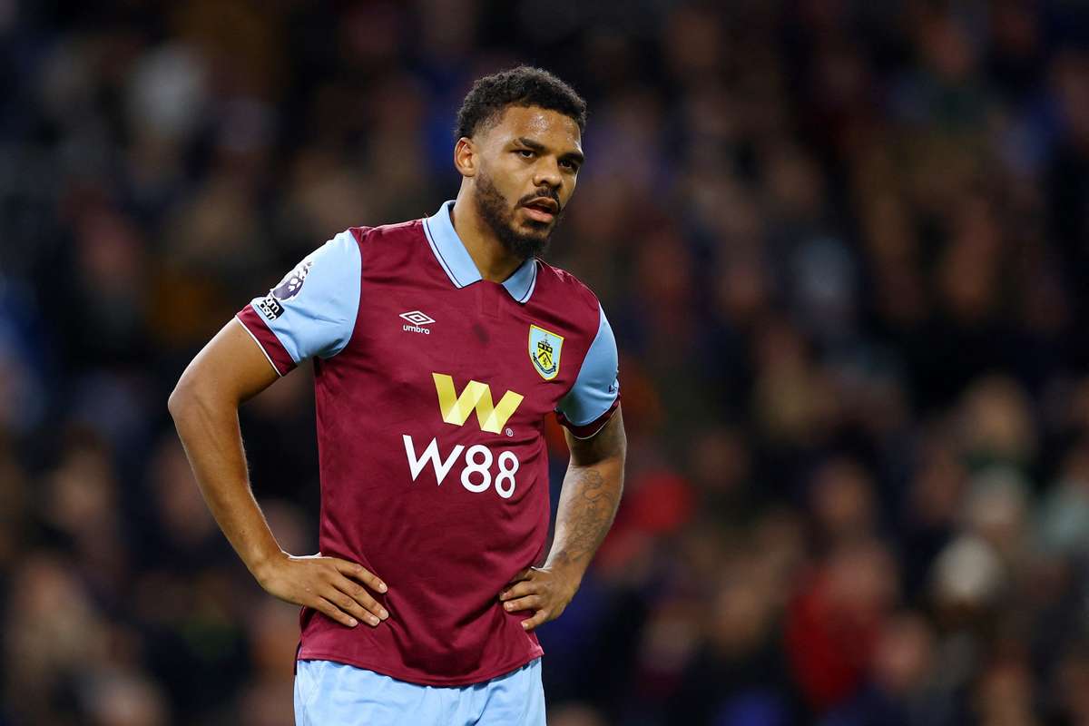 Burnley boss Kompany supports South Africa's decision to omit Lyle ...