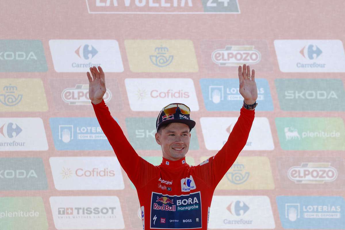 Roglic powers into Vuelta a Espana lead with stage four win ...