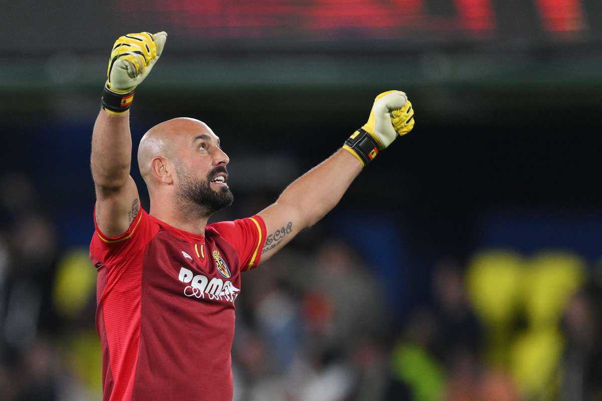 Newly-promoted Como sign former Spain goalkeeper Pepe Reina | Flashscore.dk
