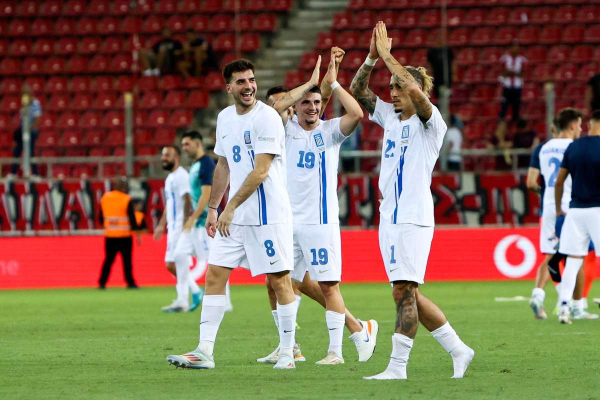 Zafeiris si připsal povedený debut za Řecko. Záložník Slavie byl u ...