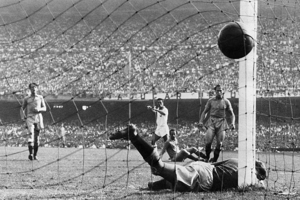 A maior goleada do Brasil em Copas foi um... 7x1; veja lista completa ...