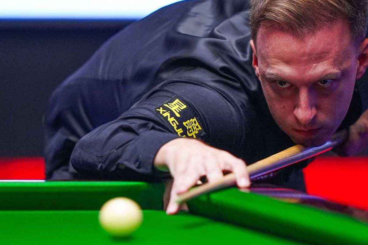 Trump makes light work of Allen to set up Masters semi-final with ...