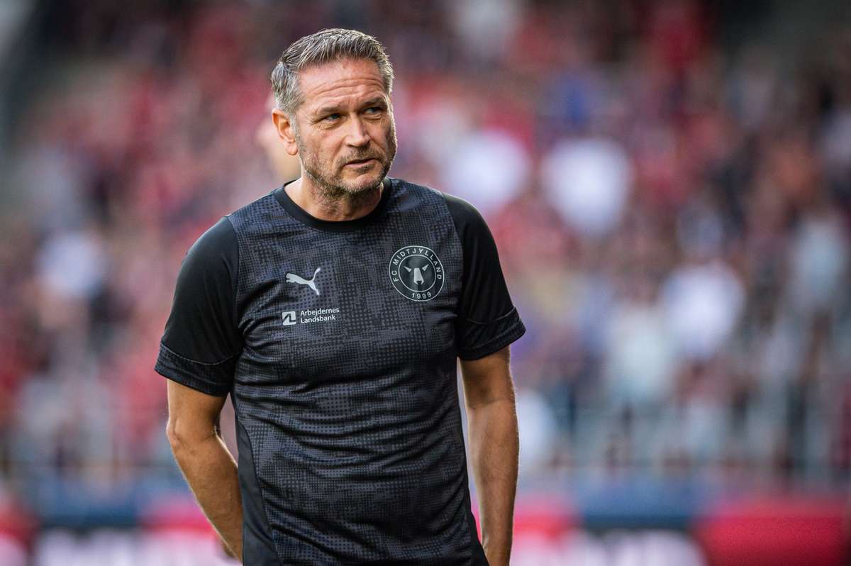 Media: Borussia Dortmund coach to replace Thomas Thomasberg at FC ...