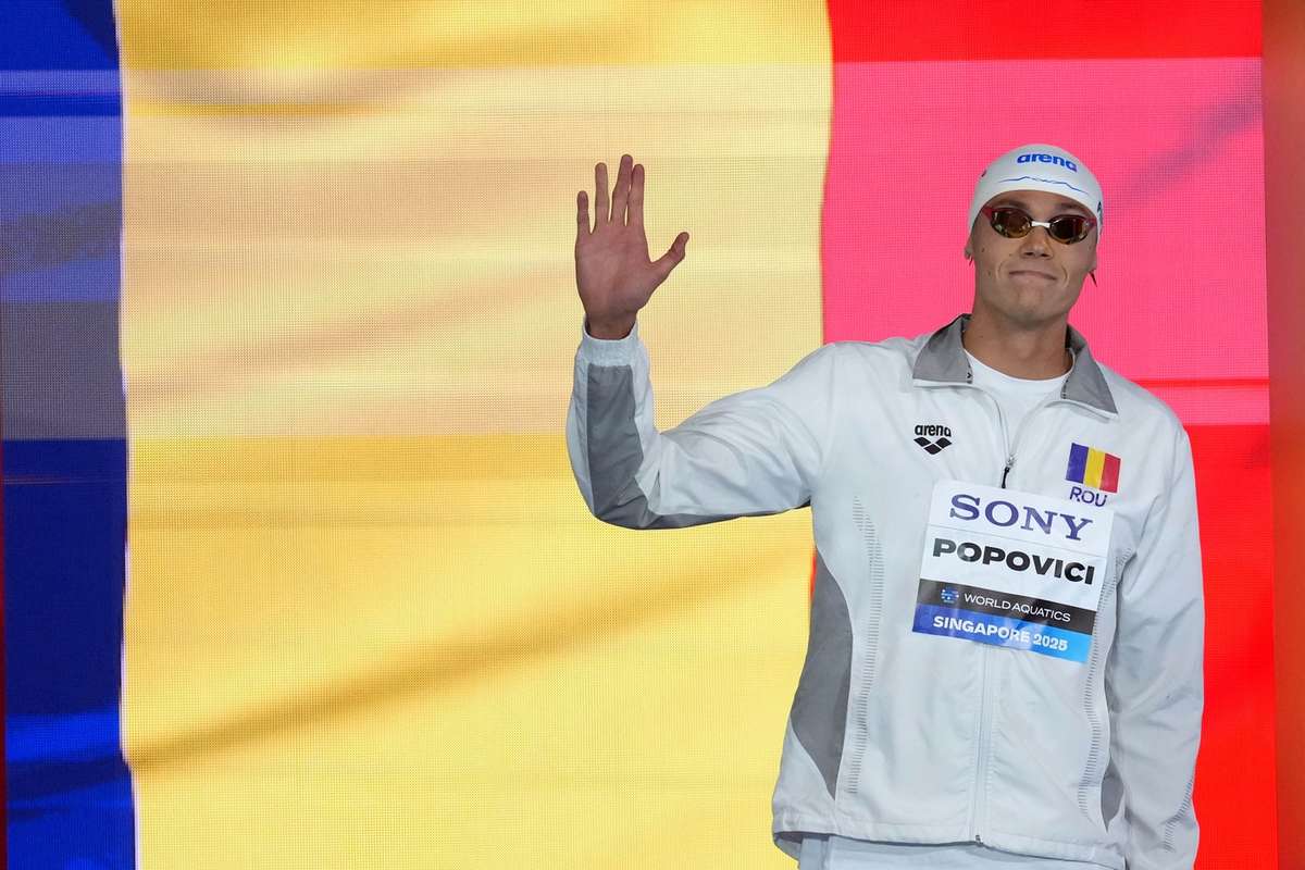 David Popovici este campion mondial la 200 m liber după un final de infarct | Flashscore.ro