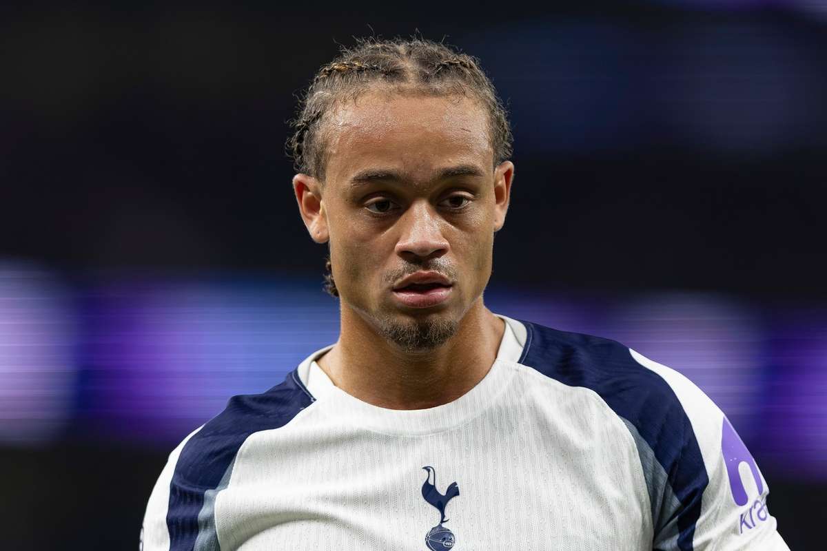 Van de Ven on how he is supporting Simons at Tottenham: I help him on and off the pitch ...