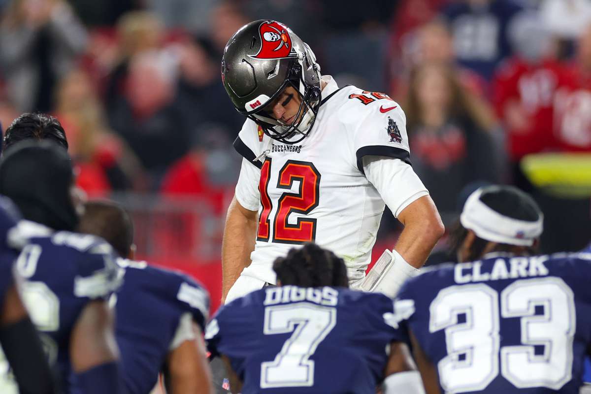 Tom Brady en Buccaneers in eigen huis kansloos uitgeschakeld door ...