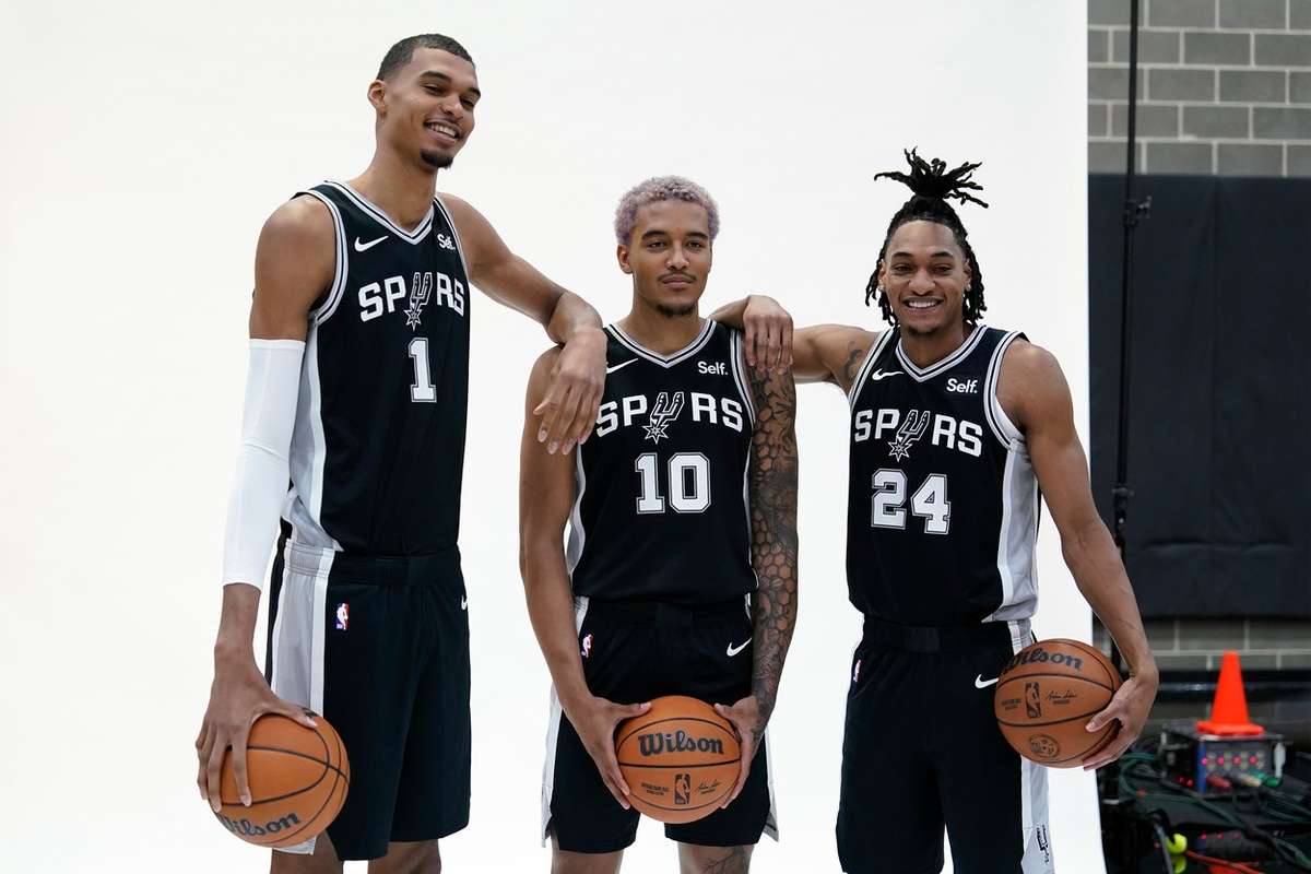 Spurs przerwali serię porażek. Drużyna Sochana wygrała z Lakers LeBrona ... Spurs przerwali serię porażek. Drużyna Sochana wygrała z Lakers LeBrona ...