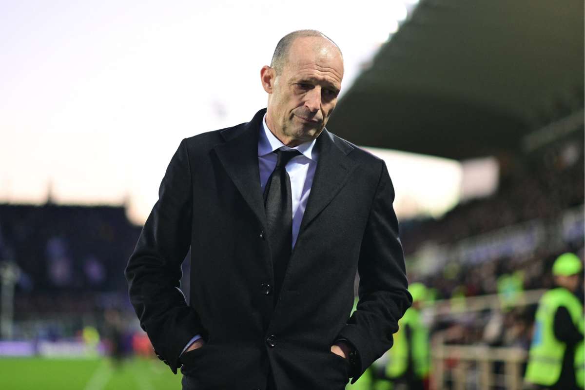 AC Milan manager Massimiliano Allegri carries Winter Olympic torch amid ...