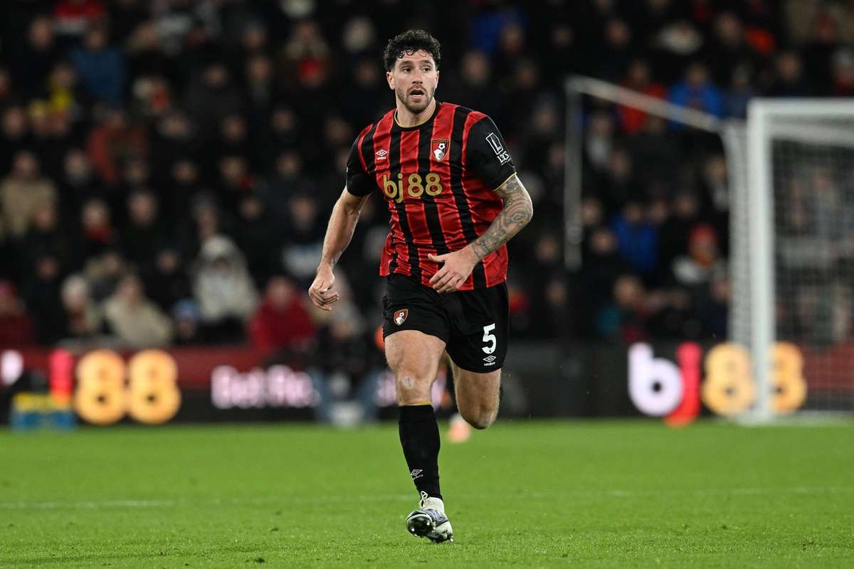 Chelsea determined to sign 'elite' centre-half in January ...