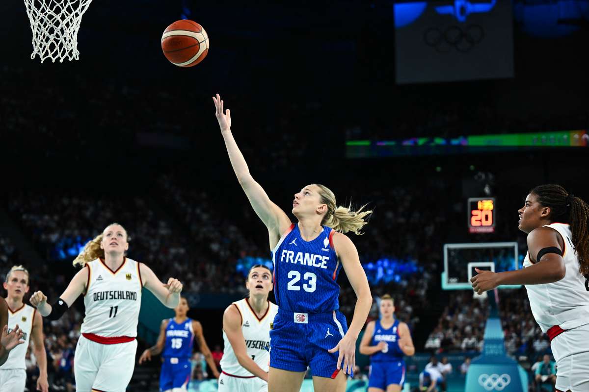 Jeux Olympiques de Paris 2024 : les Bleues du basket en demi-finales. | Flashscore.fr