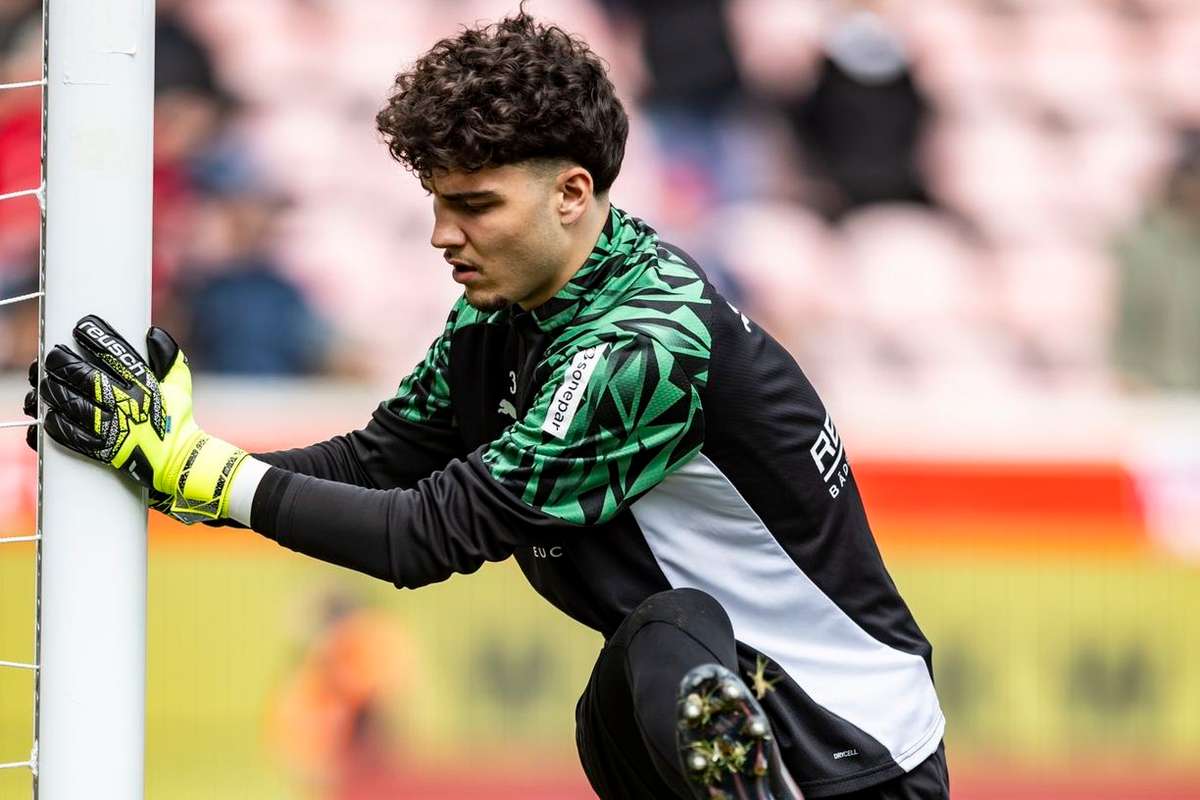 Bundesliga: Tiago Cardoso é titular no Mönchengladbach e entra para a ...