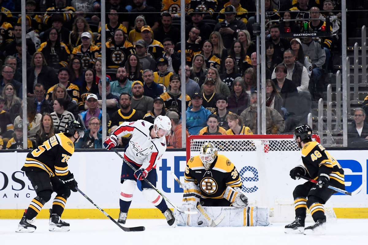 NHL roundup: Boston Bruins set single-season mark for points ...