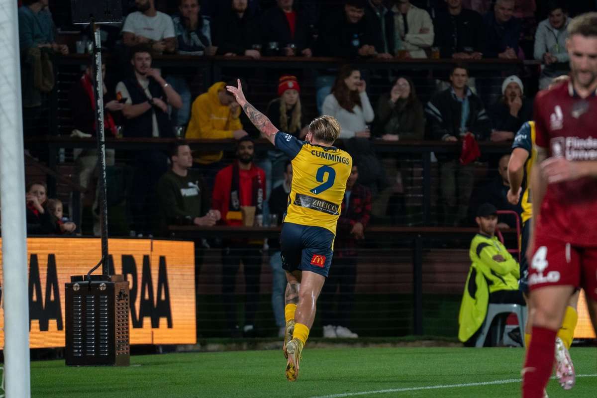 Central Coast Mariners ready to bolt into A-League final after a ...